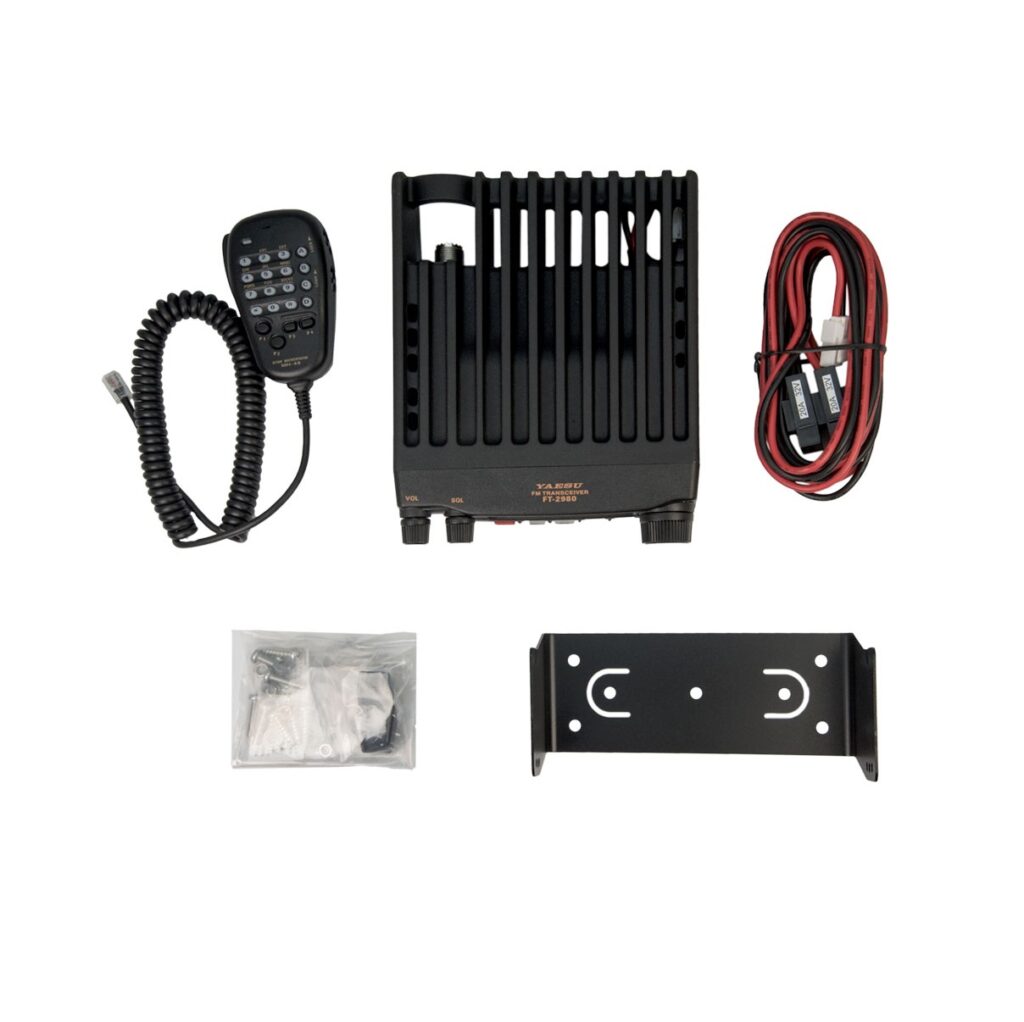 Yaesu FT-2980E Transceptor móvil VHF 80W – Pihernz Comunicaciones
