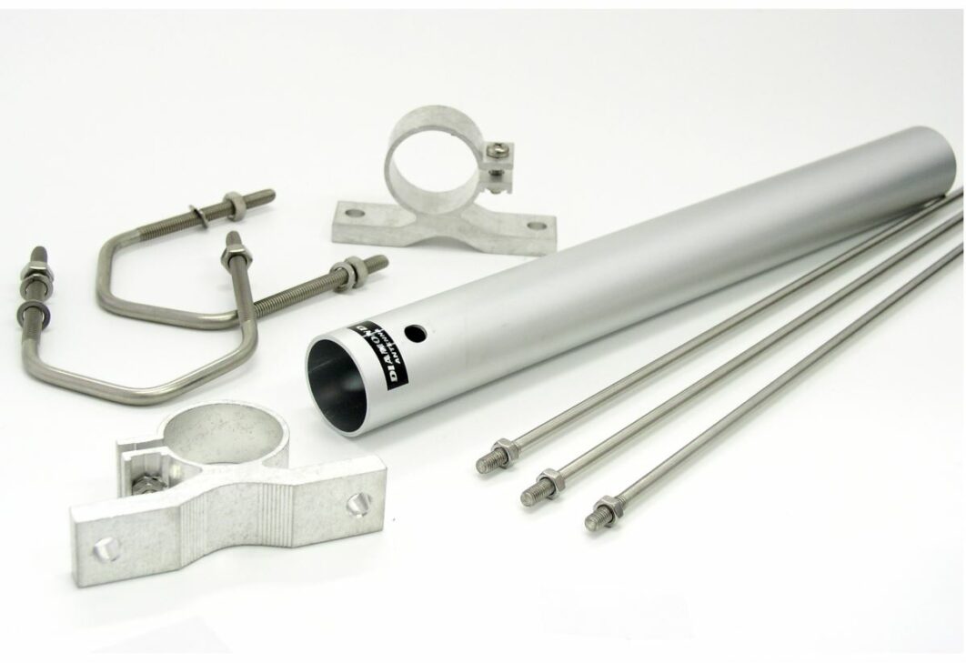 Diamond F22H VHF base antenna – Pihernz Comunicaciones